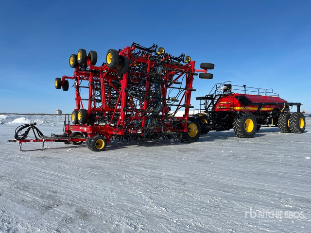 2022 Vaderstad Seed Hawk 84 ft Air Drill | Ritchie Bros. Auctioneers