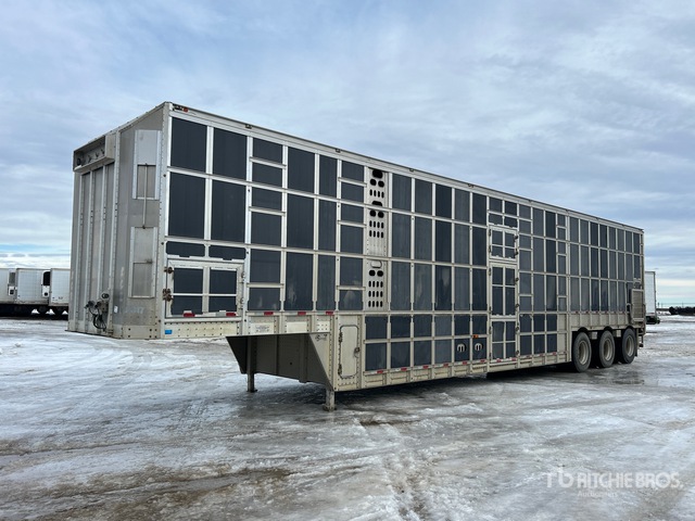 2014 Barrett 80MP2-HC 53 ft Tri/A Livestock Trailer | Ritchie Bros ...