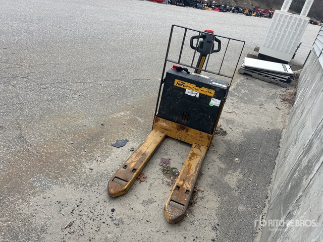 2022 Big Joe WPT45 4500 lb Electric Pallet Jack | Ritchie Bros. Auctioneers