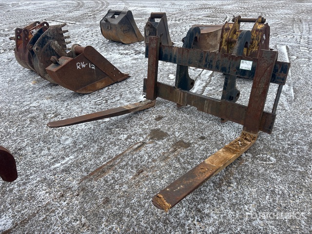 48 in Backhoe Forks | Ritchie Bros. Auctioneers