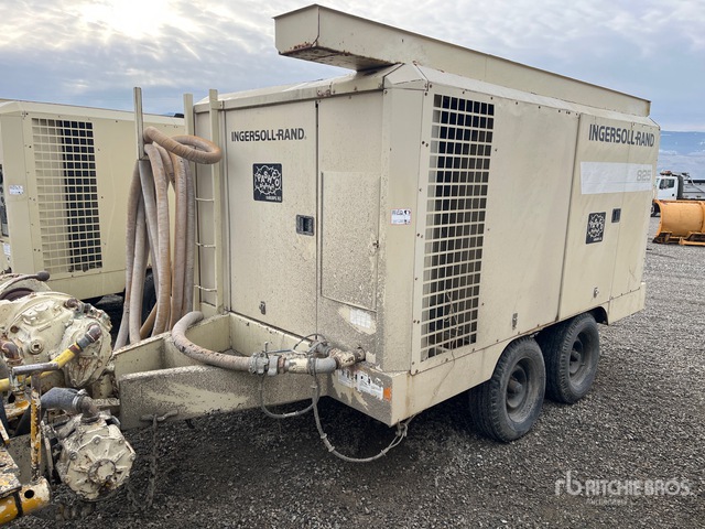 1995 Ingersoll Rand XP-825WCU 825 cfm Mobile Air Compressor | Ritchie ...