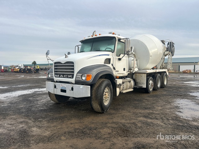 2007 Mack CV513 8x4 Mixer Truck | Ritchie Bros. Auctioneers