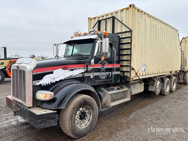 Rotobec Elite Knuckle Boom on 2013 Peterbilt 389 8x4 Camion à grappin ...