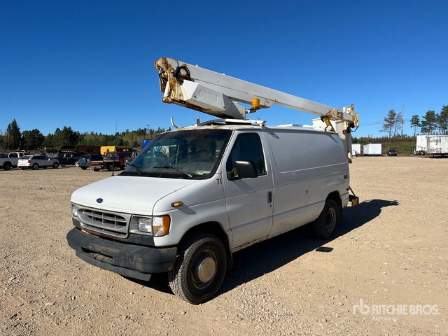 2002 Altec 29.8 ft on 2001 Ford E350 4x2 Van Mounted Aerial Lift ...