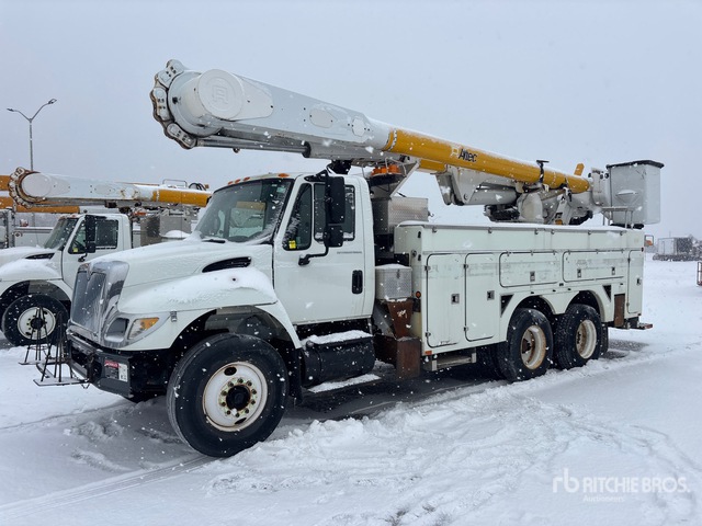 Altec AM55E 56 ft on 2006 International 7400 6x4 Bucket Truck | Ritchie ...