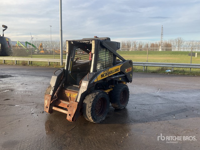 New Holland L160 Skid Steer Loader (Inoperable) | Ritchie Bros. Auctioneers