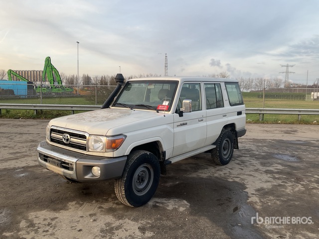 2019 Toyota Land Cruiser HZJ76L-RKMRS 4WD SUV | Ritchie Bros. Auctioneers