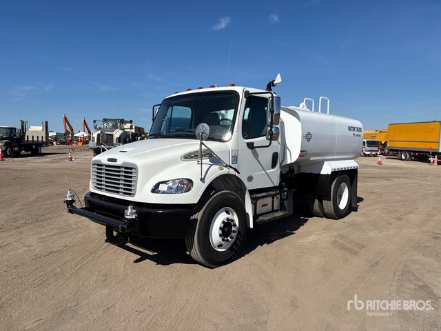 2019 Freightliner M2 106 2000 gal 4x2 Wassertank-Lkw | Ritchie Bros ...