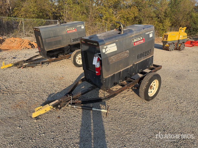 Lincoln Electric Vantage 300 Mobile Engine Driven Welder | Ritchie Bros ...