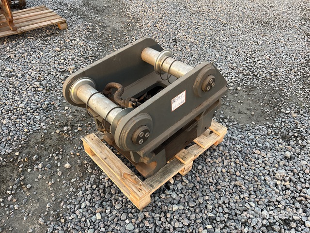 OQ70 Hydraulic Quick Coupler | Ritchie Bros. Auctioneers