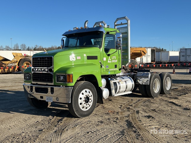 2022 Mack Pinnacle 6x4 T/A Day Cab Truck Tractor | Ritchie Bros ...