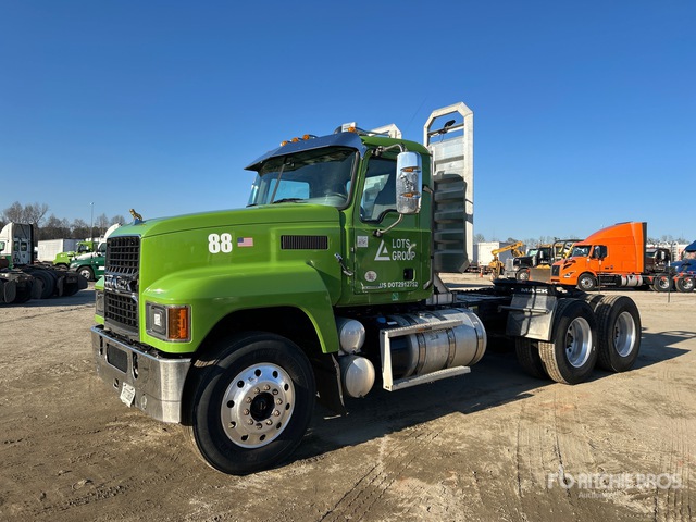 2022 Mack Pinnacle 6x4 T/A Day Cab Truck Tractor | Ritchie Bros ...