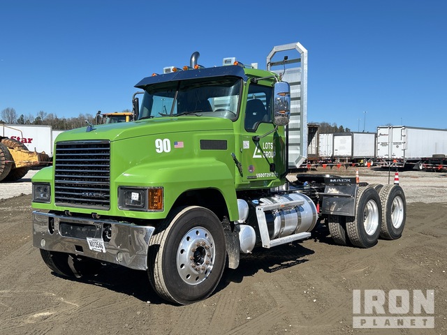 2022 Mack Pinnacle 6x4 T/A Day Cab Truck Tractor | Ritchie Bros ...
