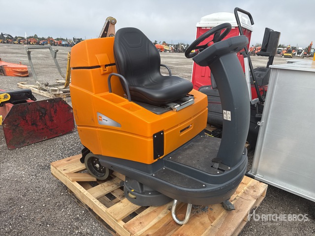 2021 Taski Swingo 4000 Ride-On Floor Scrubber | Ritchie Bros. Auctioneers