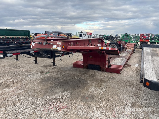 2013 Trail King TK110HDG513 55 ton Tri/A Expandable Axle Single Drop ...