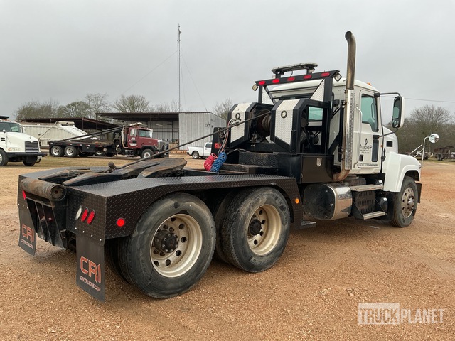 2012 Mack CHU613 6x4 Winch Truck in Dime Box, Texas, United States ...