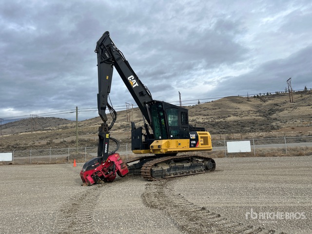 2015 Cat 320D2 FM Processor | Ritchie Bros. Auctioneers