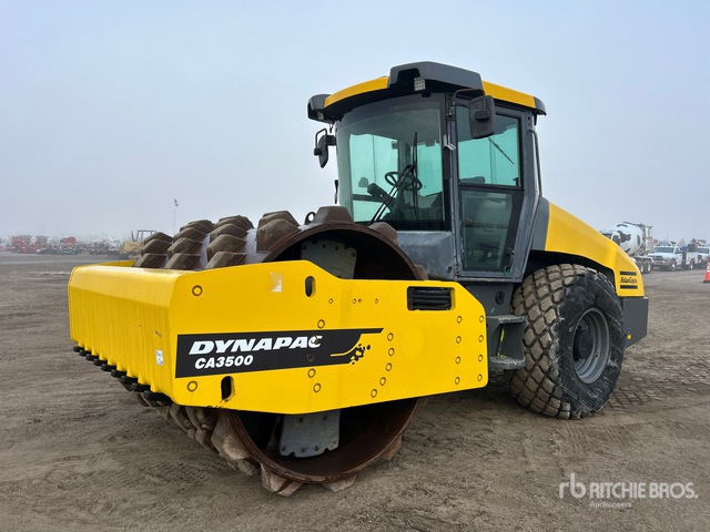 2017 Dynapac CA3500 Smooth Drum Compactor | Ritchie Bros. Auctioneers