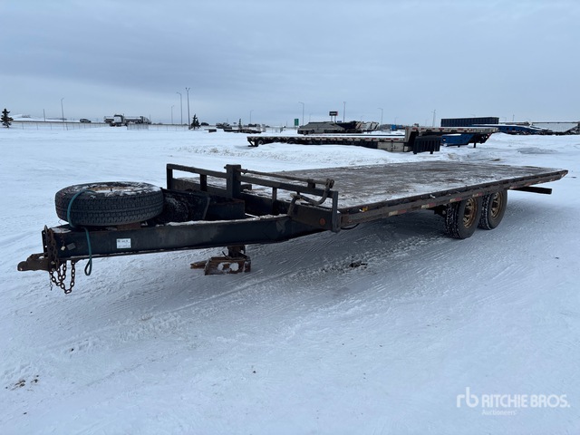 2015 PJ Trailers 22 ft T/A Tilt Deck Trailer | Ritchie Bros. Auctioneers