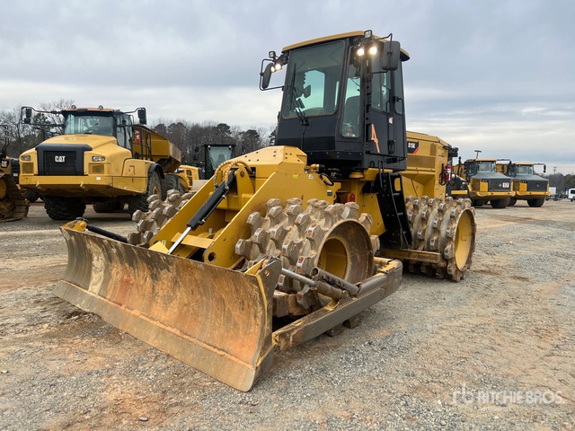 2018 Cat 815K Soil Compactor | Ritchie Bros. Auctioneers