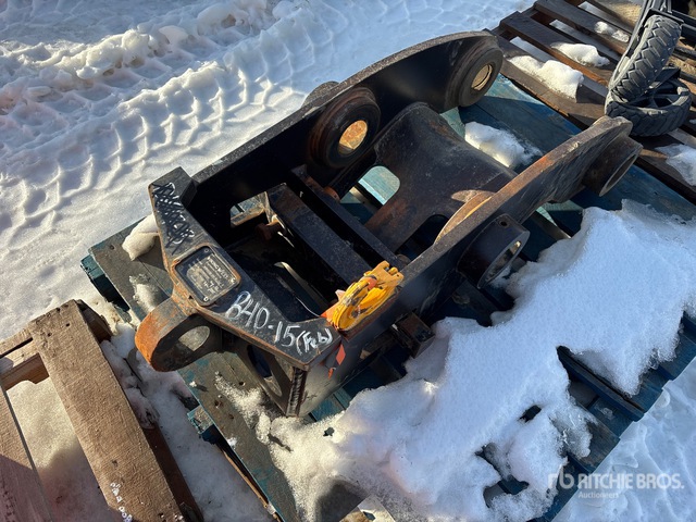 Viking West WBM200 Excavator Coupler - Fits WBM 200 Series | Ritchie ...