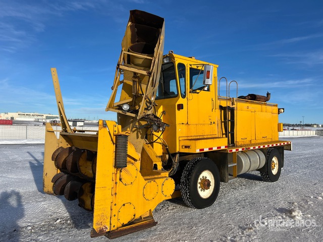 SMI Snowmaster 8 ft 8 in Snow Blower | Ritchie Bros. Auctioneers