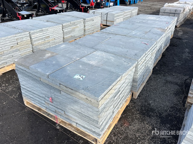 Quantity of (5) Pallets of Pallets 1.5 In Bluestone Patio Kits ...