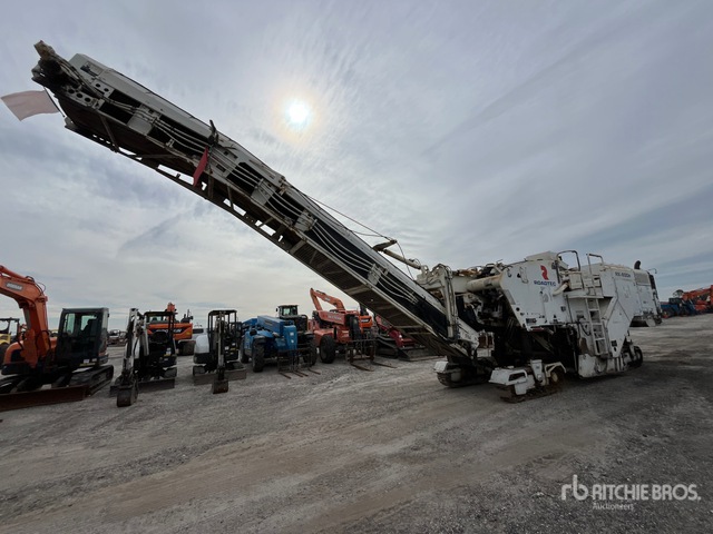 2012 Roadtec RX600E-4 Tracked Fresadora | Ritchie Bros. Auctioneers