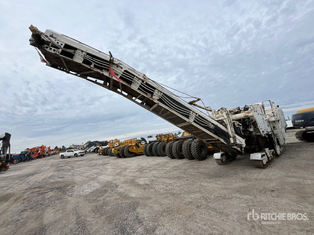 2012 Roadtec RX-600e-4 Tracked Fresadora | Ritchie Bros. Auctioneers