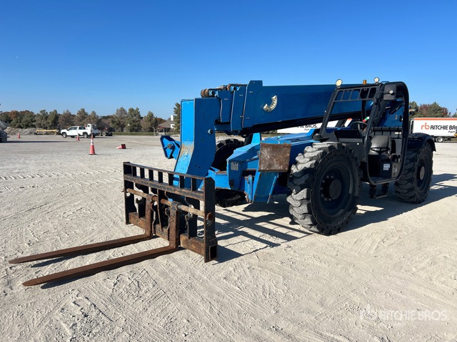 2015 Genie GTH-1056 Telehandler | Ritchie Bros. Auctioneers