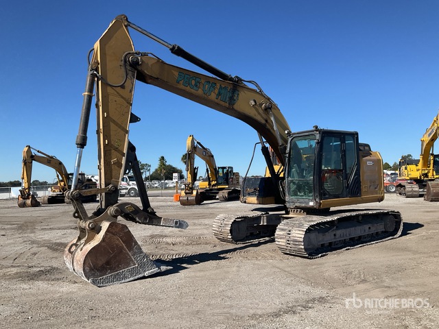 2014 Cat 320E L RR Tracked Excavator | Ritchie Bros. Auctioneers