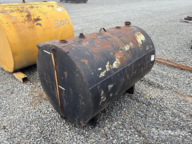 150 gal Skid Mounted Steel Waste Oil Tank | Ritchie Bros. Auctioneers