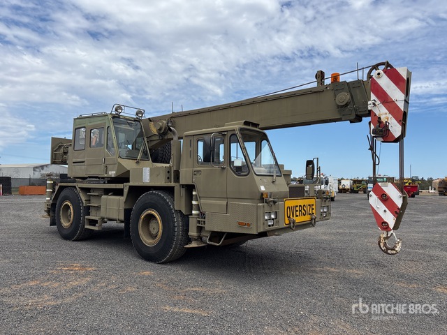 1988 Tadano AR200M 20 ton 4x4 Rough Terrain Crane | Ritchie Bros ...
