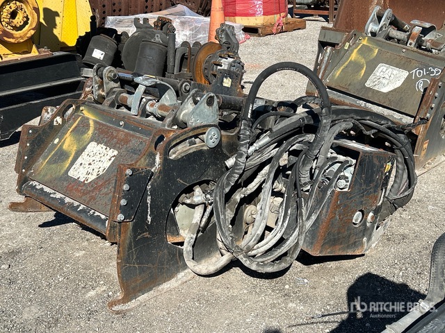 2013 Cat PC306B 24 in Skid Steer Planer | Ritchie Bros. Auctioneers