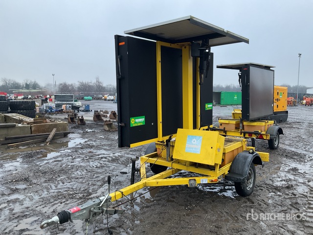 2015 Ver-Mac Road Signs | Ritchie Bros. Auctioneers