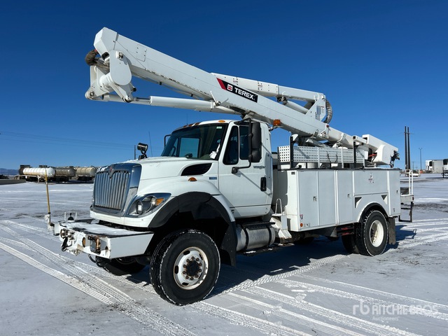 Terex Hi-Ranger TL60 60 ft on 2013 International 7500 4x4 Bucket Truck ...