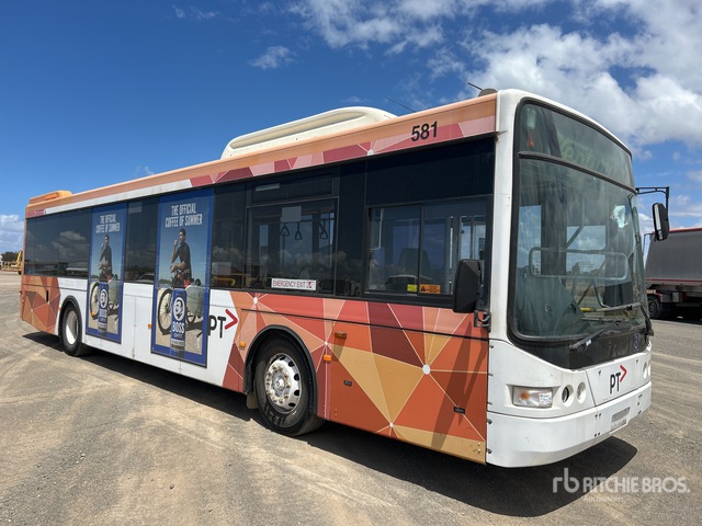 2004 Volvo B12BLE 4x2 44-Seat Transit Bus | Ritchie Bros. Auctioneers