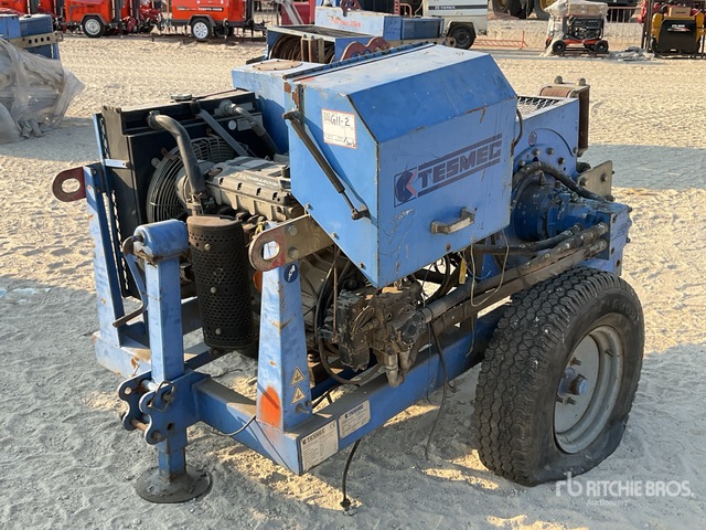 2016 Tesmec AMC 402 1000 Kg Portable Hydraulic Winch | Ritchie Bros ...