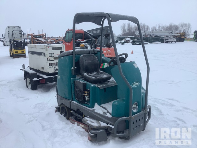 2017 Tennant T16 Ride-On Electric Floor Scrubber in Medford, Minnesota ...