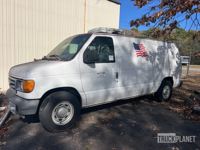 2004 Ford E-150 Cargo Van, Little Rock, Arkansas, USA (IronPlanet ...