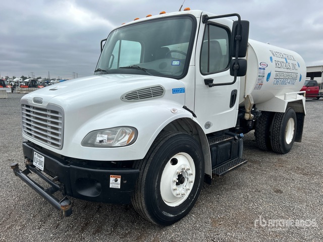 2019 Freightliner M2 106 2000 gal 4x2 Camion cisterna de agua | Ritchie ...