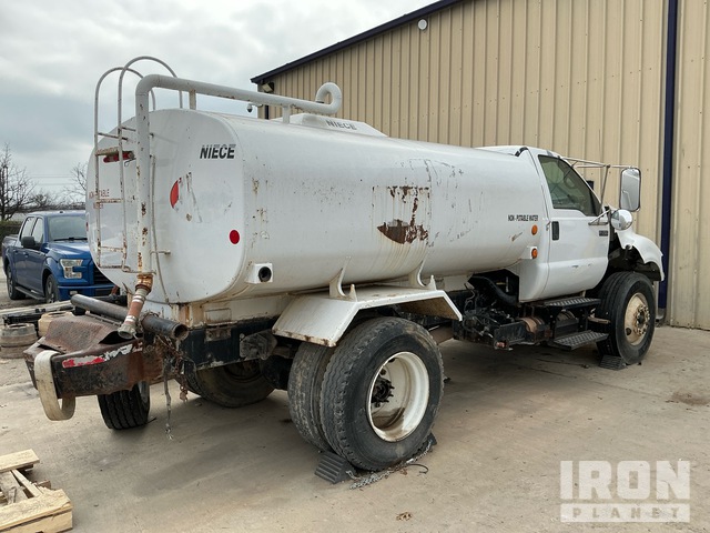 2009 Ford F-750 XL 2000 gal 4x2 Water Truck (Inoperable) in Cedar Park ...