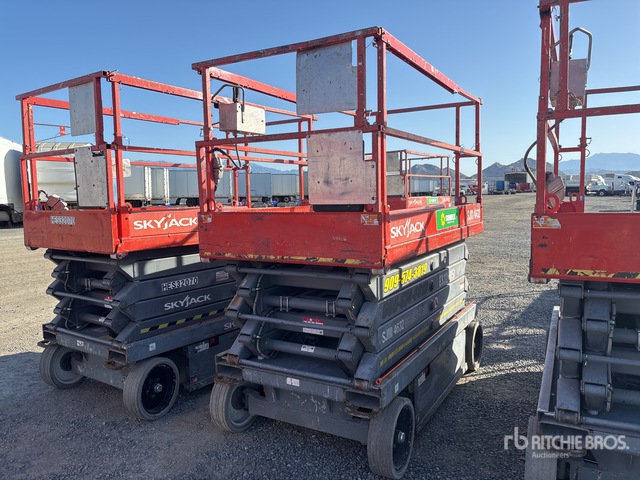 2013 Skyjack SJIII 4632 Electric Scissor Lift | Ritchie Bros. Auctioneers