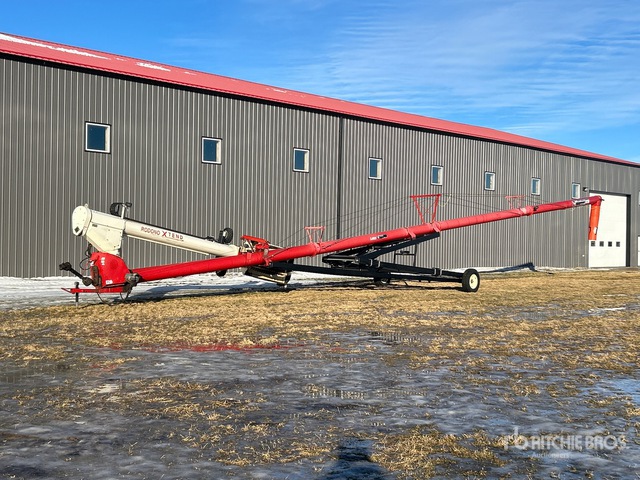 Wheatheart X130-84 13 in x 84 ft Telescopic Swing Grain Auger | Ritchie ...