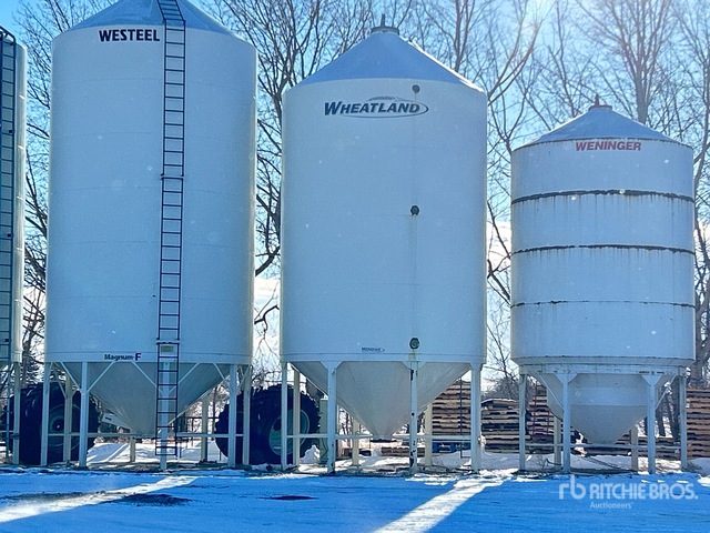 Meridian 1620 +/- 149 ton Fertilizer Hopper Grain Bin | Ritchie Bros ...