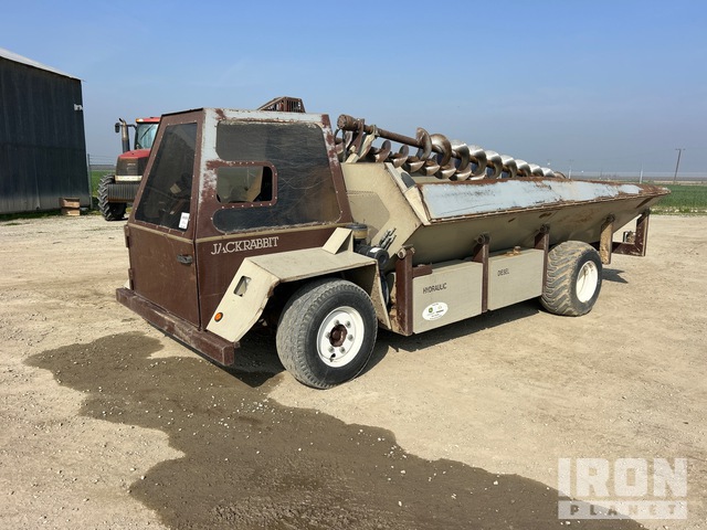 2018 JackRabbit 400-180 15 ft x 102 in 4x2 Hydraulic Nut Cart | Ritchie ...