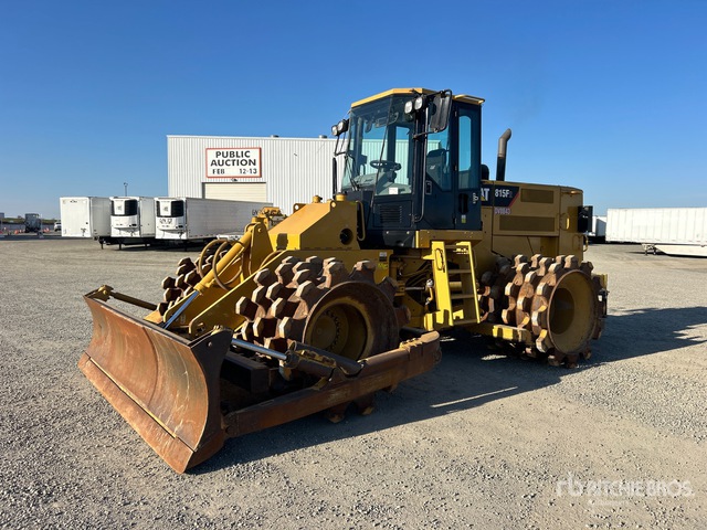 2014 Cat 815F Series II Soil Compactor | Ritchie Bros. Auctioneers