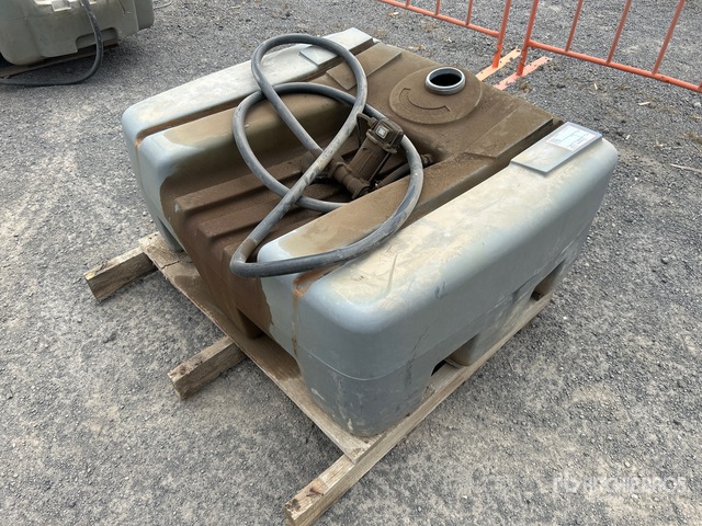 Silvan Selecta 200 L Portable Poly Diesel Fuel Tank | Ritchie Bros ...