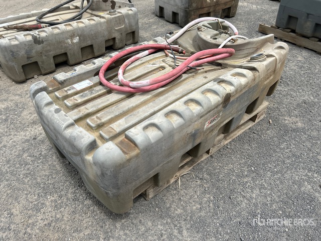 Silvan Selecta 400 L Portable Poly Diesel Fuel Tank | Ritchie Bros ...