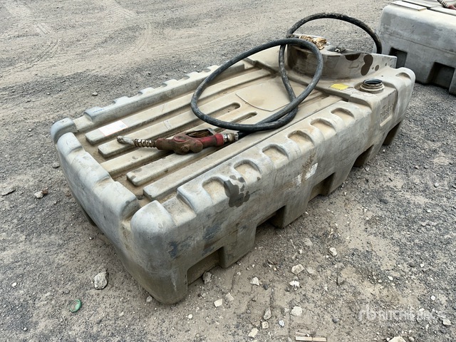 Silvan Selecta 400 L Portable Poly Diesel Fuel Tank | Ritchie Bros ...